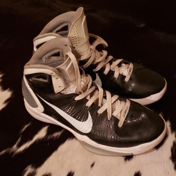 Nike | Shoes | Womens Nike Hyperdunks Basketball Shoe | Poshmark